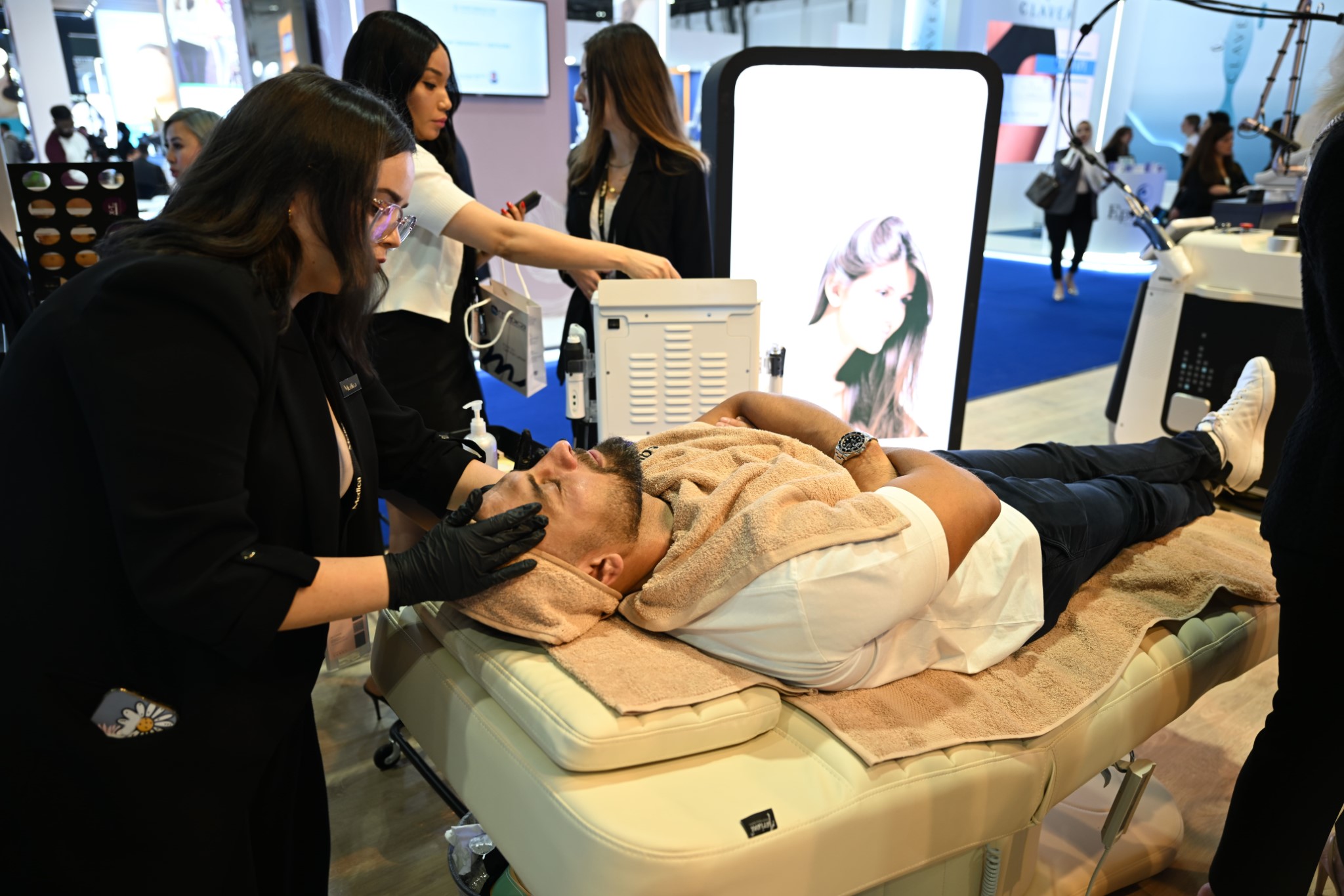 Dubai Derma Kicks Off 23rd Edition with 1,500 International Brands ...